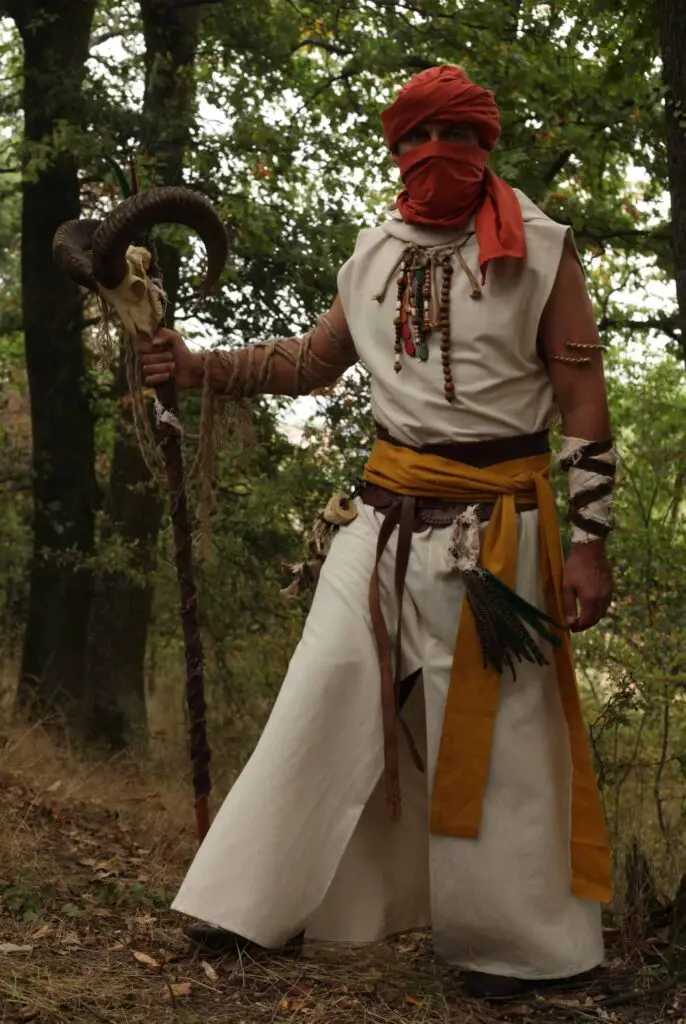 LARP Fashion - LARPfinder